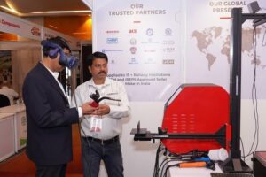 11 Virtual Reality Advantages And Disadvantages (2025)